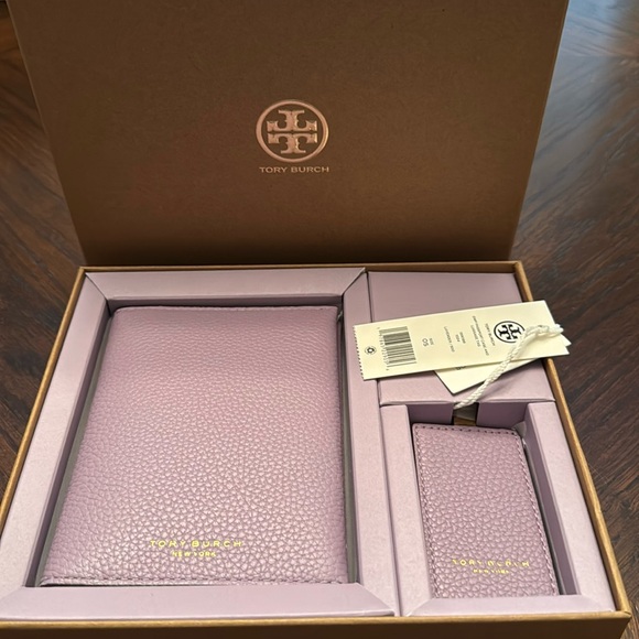 Tory Burch | Accessories | Tory Burch Luggage Tag And Passport Cover ...